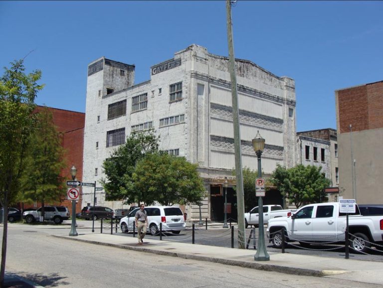 Downtown Mobile Gayfers Building Renovation Possible