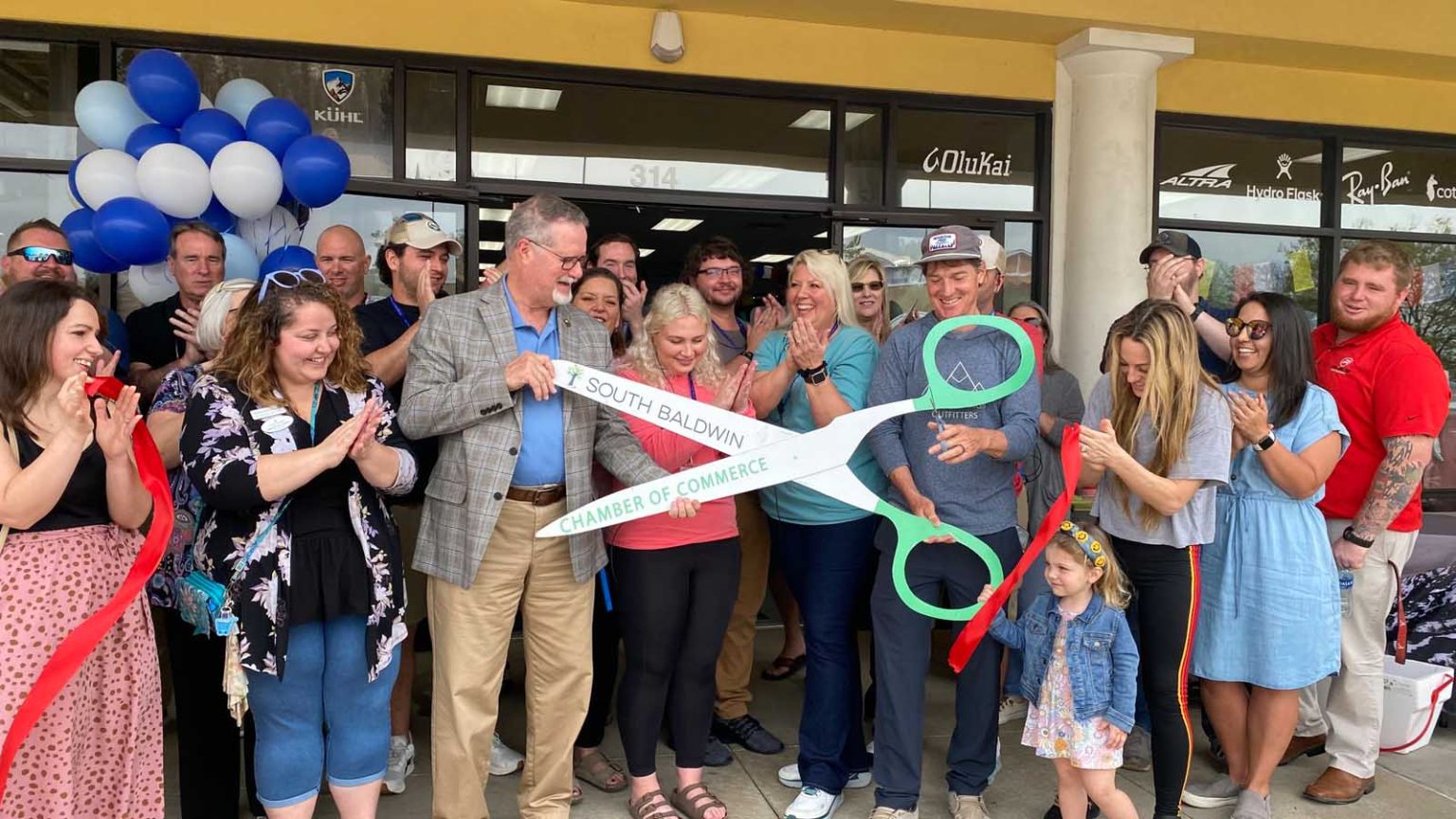 Mountain High Outfitters Opens In Tanger Outlets Foley