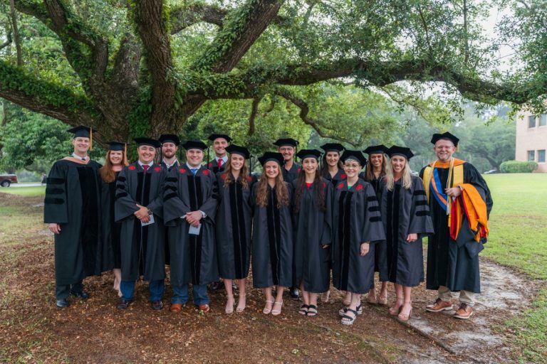 UM’s Doctor Of Nurse Anesthesia Graduates Achieve Perfect Score